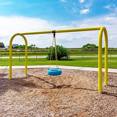 Tire Swing Sets - Playtopia, Inc.